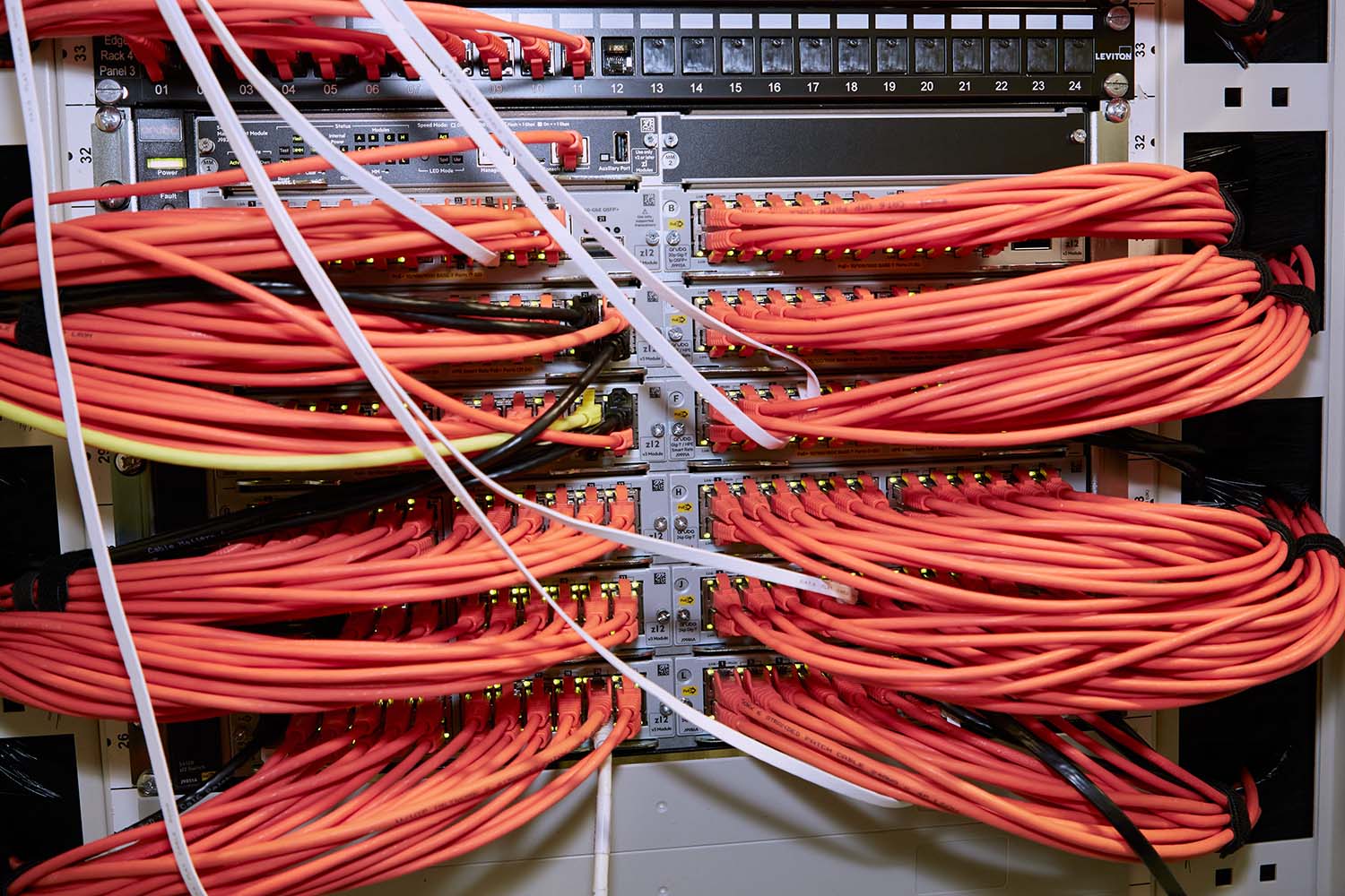 Downloads - Datanet Hosting and Networks